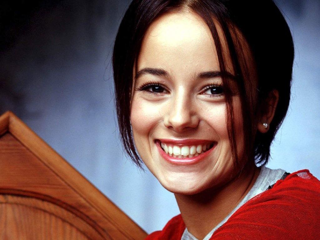 Alizee Jacotey | ::: Latest Wallpapers::