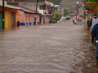 Blog del Municipio de Tuxpan, Michoacán: Afectado El Municipio de Tuxpan por Inundaciones