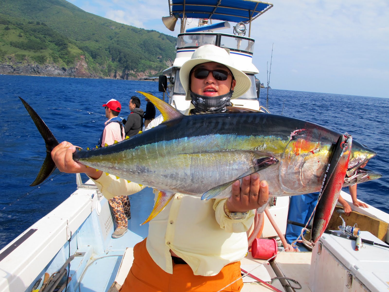 Tackle Source: FISHING IN JAPAN - SALTWATER