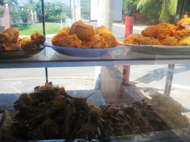 Mango & Tomato: Street Food in Puerto Rico