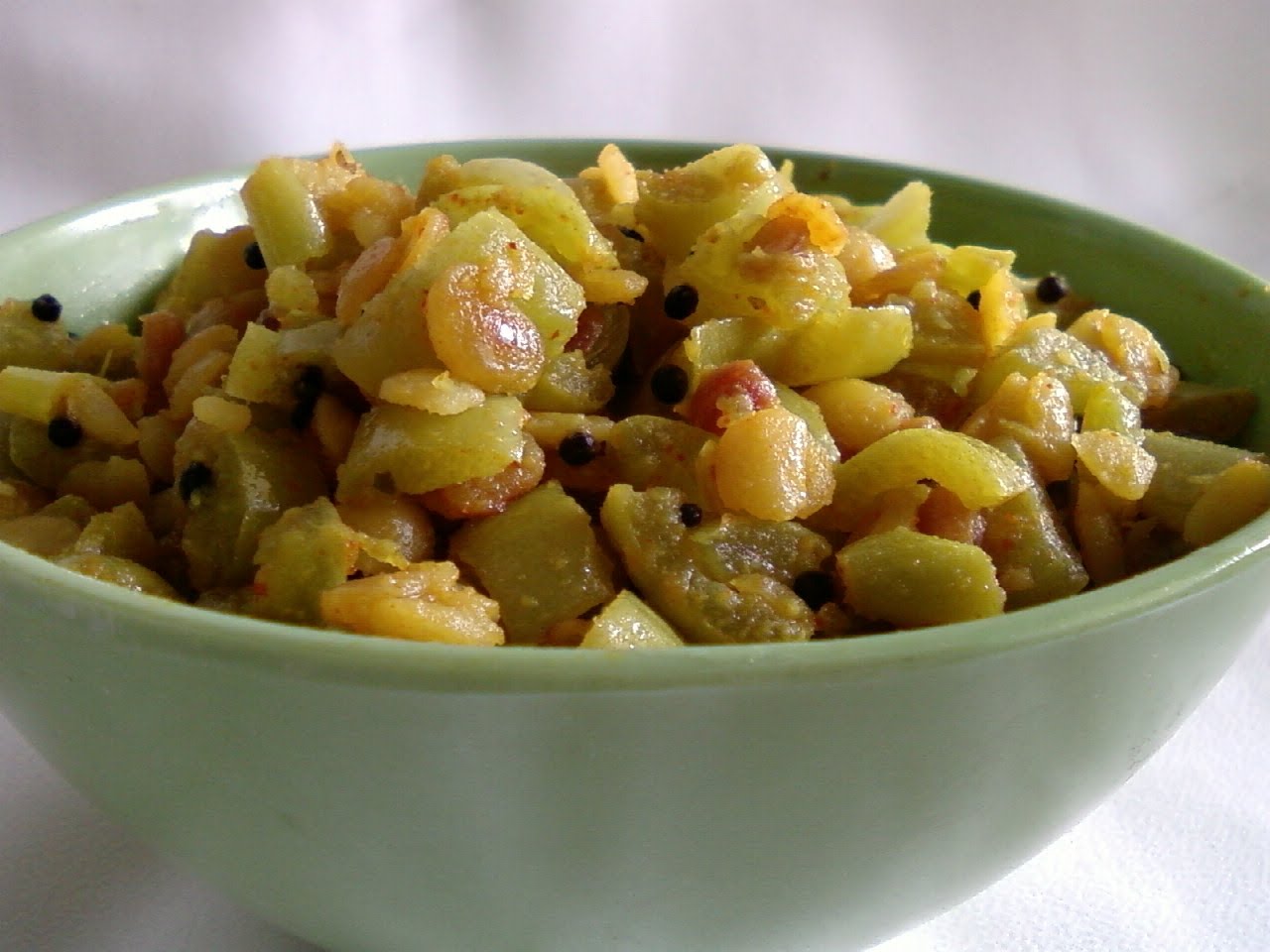 Potlakaya Kandipappu Vepudu ~ Snake Gourd And Yellow Lentil Stir Fry ...