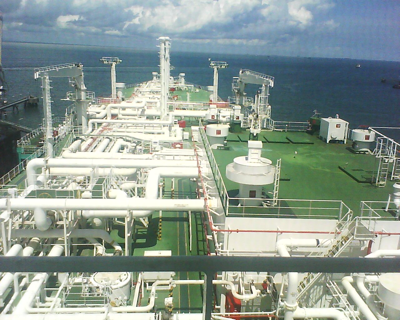 My life (pHlo87): Bintulu Port And Its Malaysian LNG Fleets