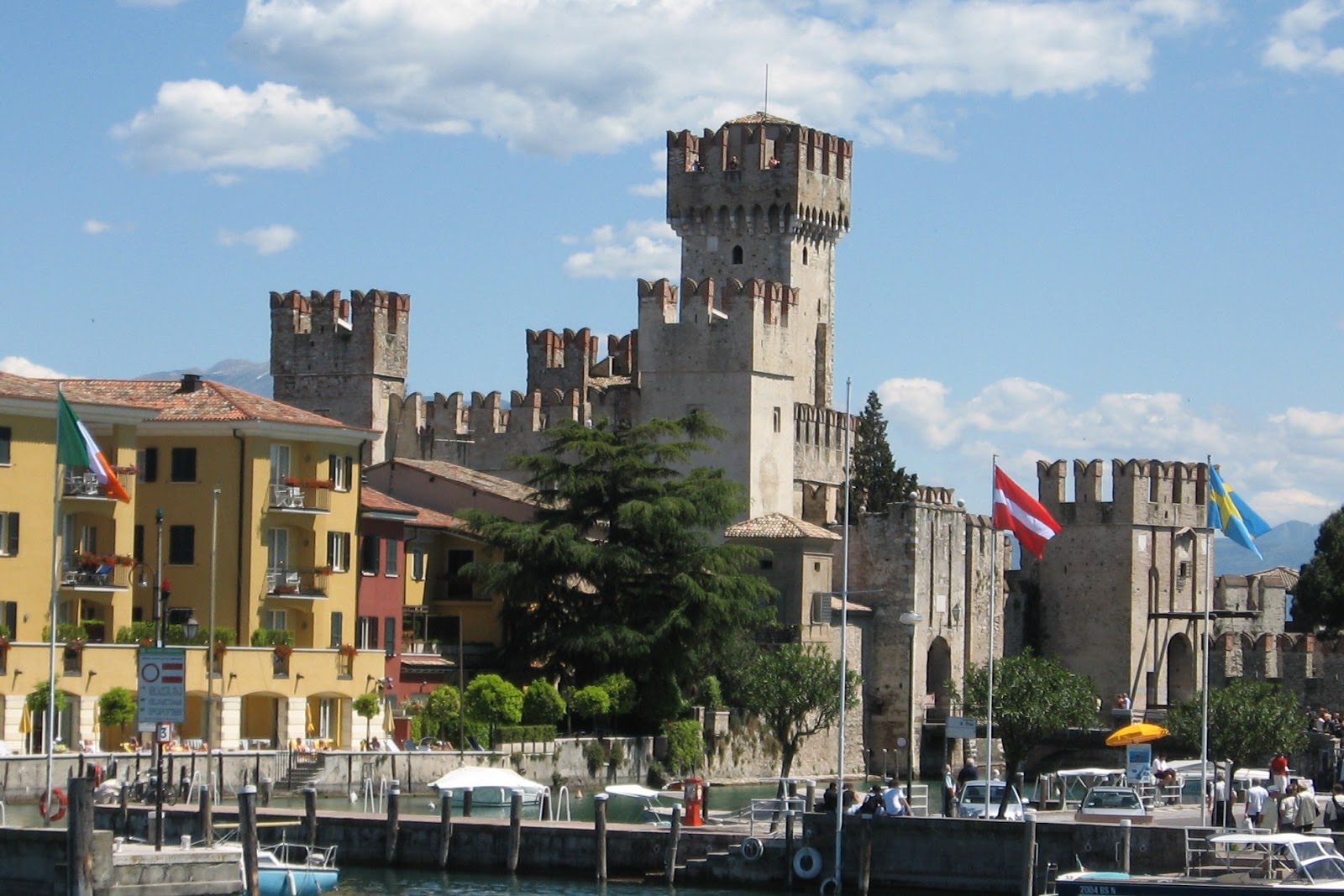 Lunch by the lake at Sirmione |Best of Bergamo