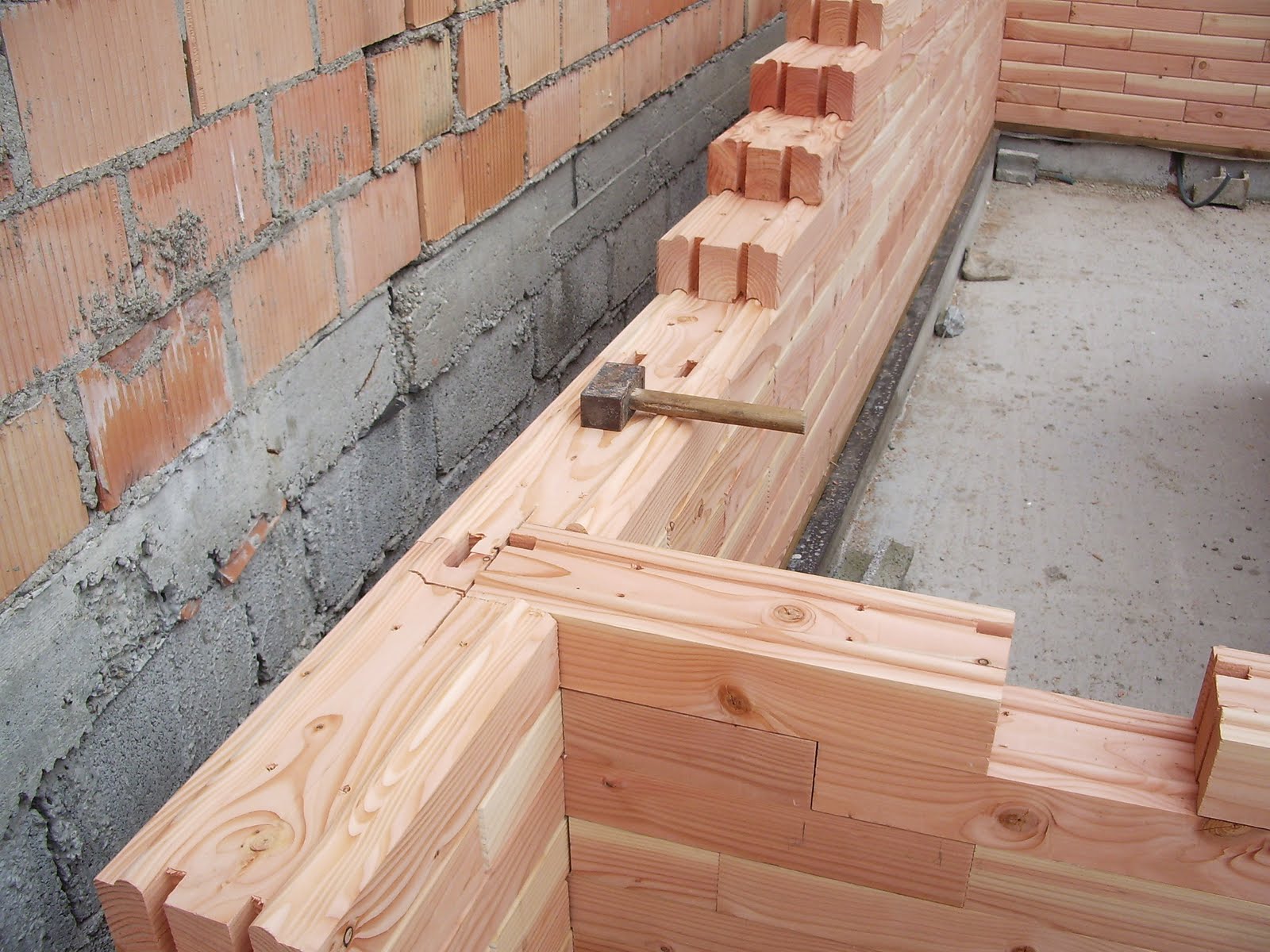 ma maison en parpaings de bois BVB: Quelques détails de pose...