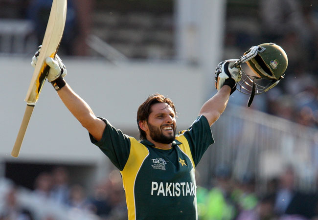 Pakistan Cricket Club: PAKISTANI CRICKET TEAM WALLPAPERS