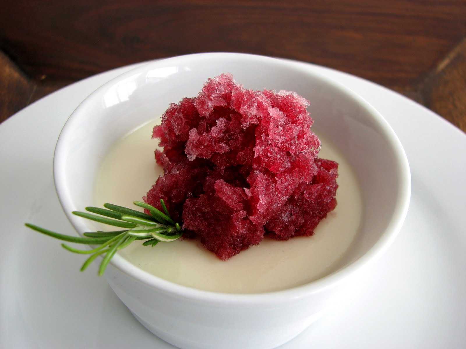 :pastry studio: Panna Cotta with Red Wine Granita