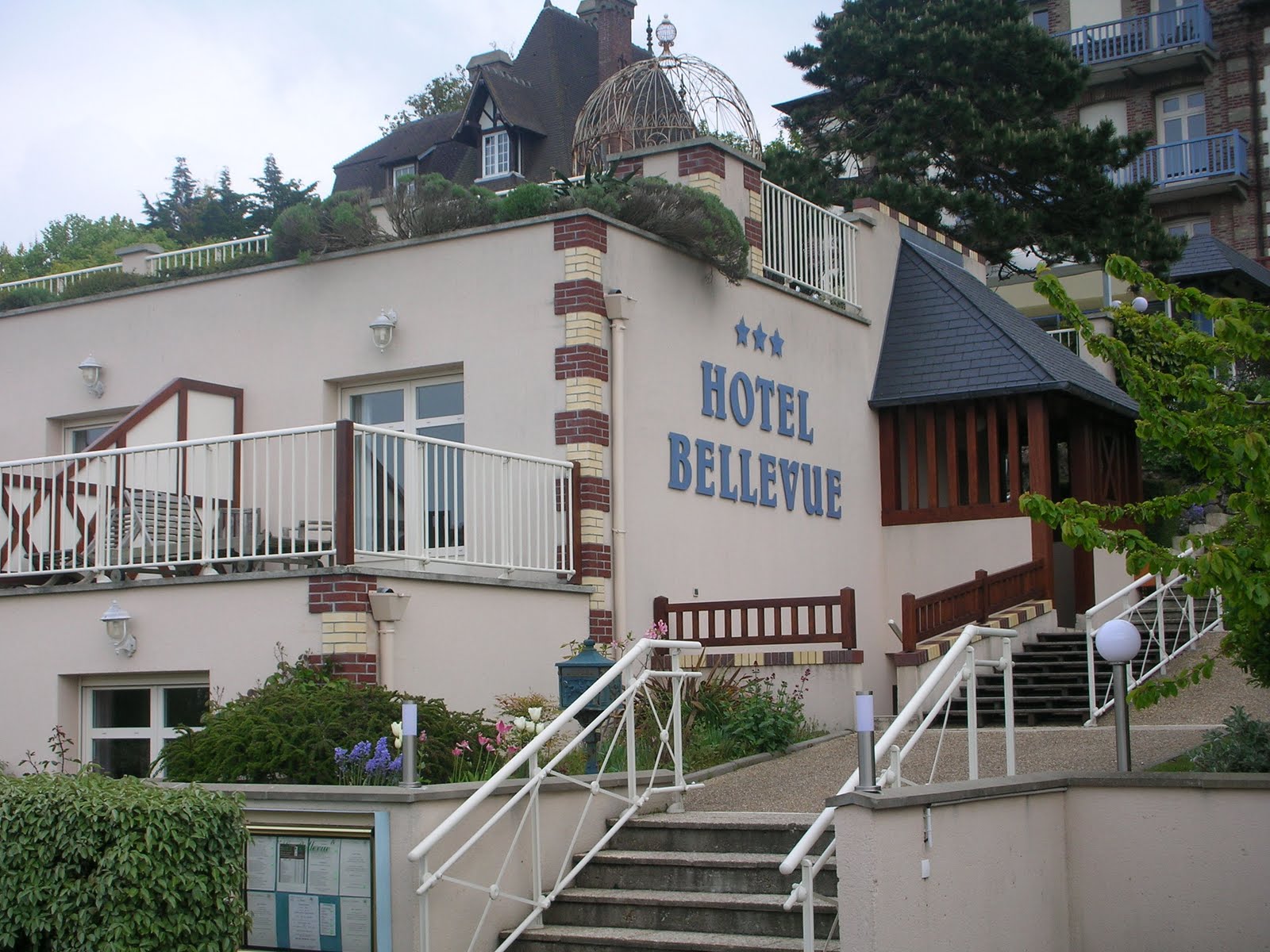 best places of villerville