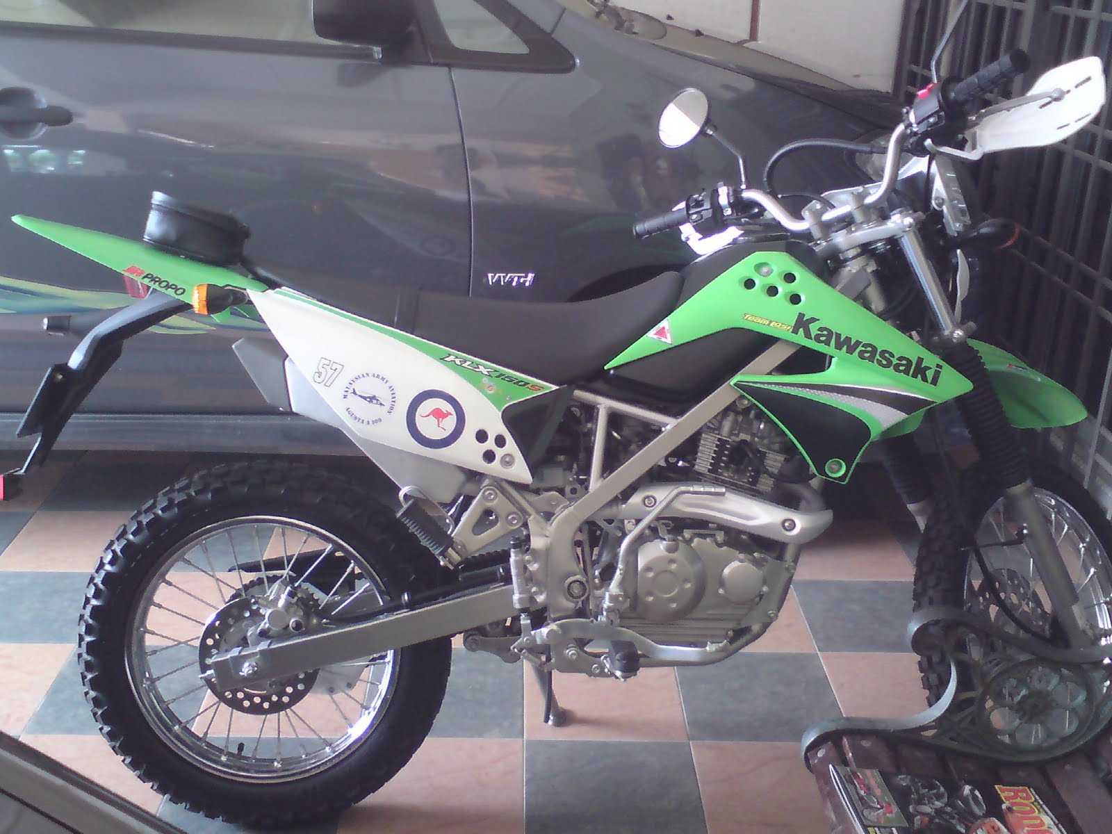 My KLX 150: Modification