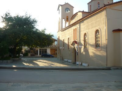 Π@ΡΟΡΙ PRESS: ΙΕΡΟΣ ΝΑΟΣ ΑΓΙΩΝ ΘΕΟΔΩΡΩΝ