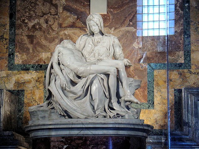 Michelangelo's Pietà - Perfection in marble at the Vatican!