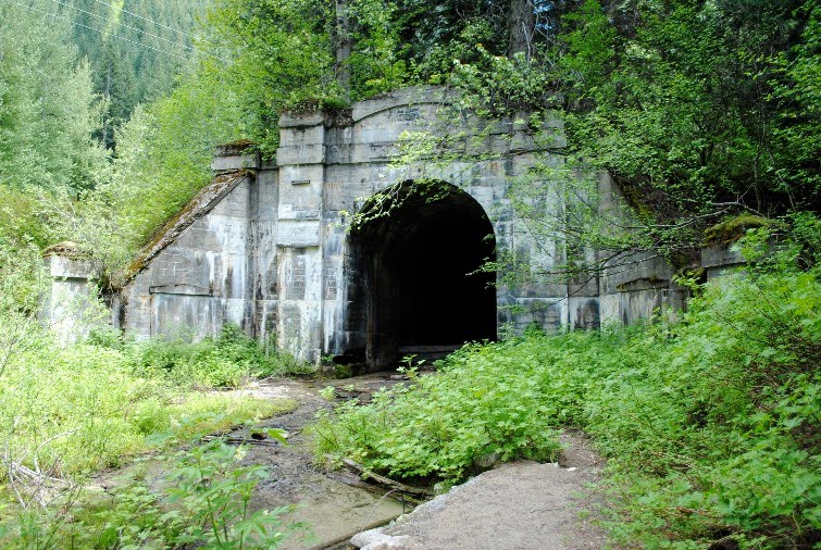 Way Out In The Margin: Heritage: The Iron Goat Trail