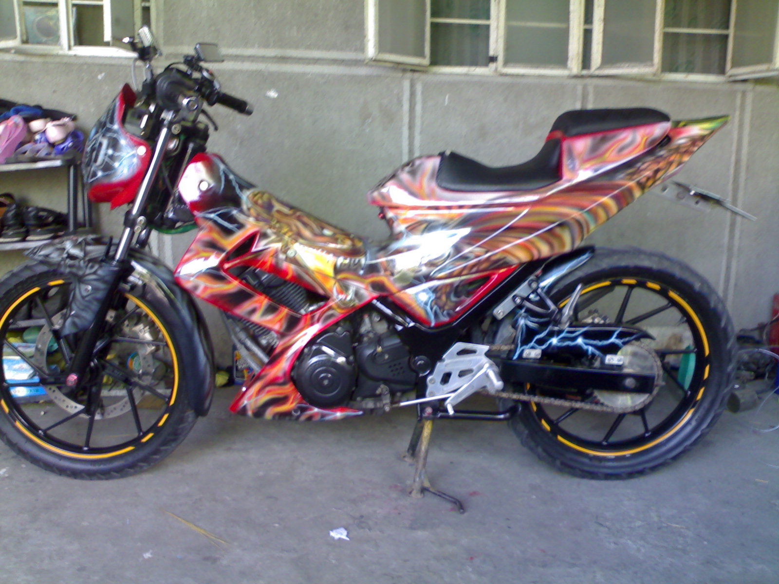 Airbrush 13: Raider 150 Yellow Dragon by Reyzieje Paint Shop