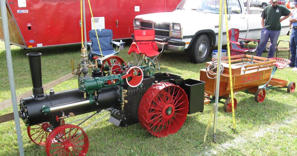 Steam Shack: 1/3 Scale Model of CASE steam traction Engine