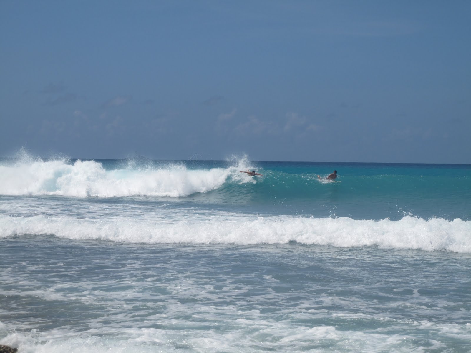 VELEIRO MEMA: Surf em St. Maarten