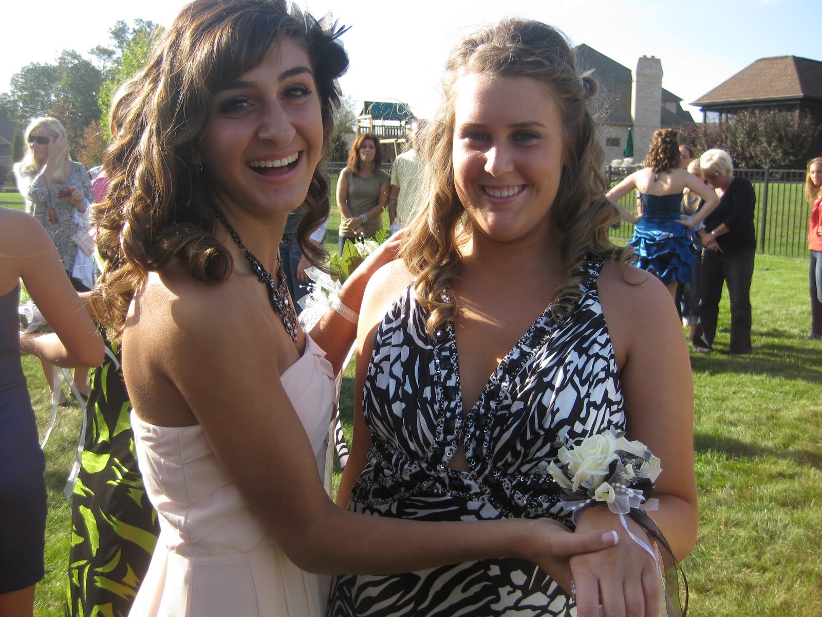 Seasons Of Life: AUTUMS FIRST HOMECOMING DANCE