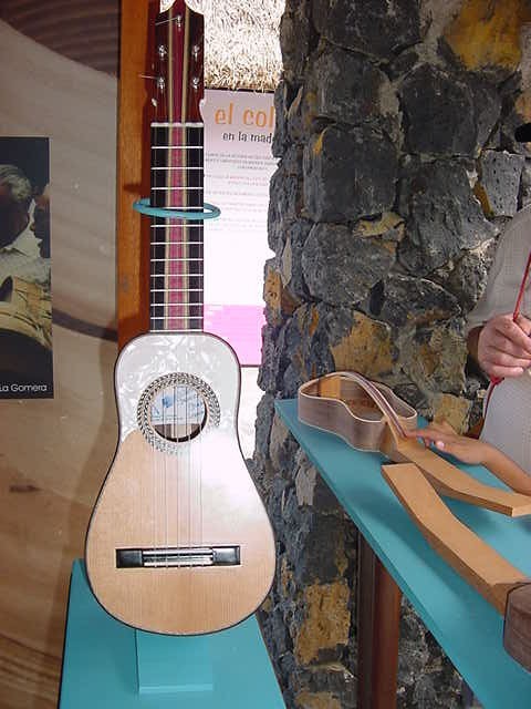 entornos / ... Lanzarote, la isla de los volcanes: El timple