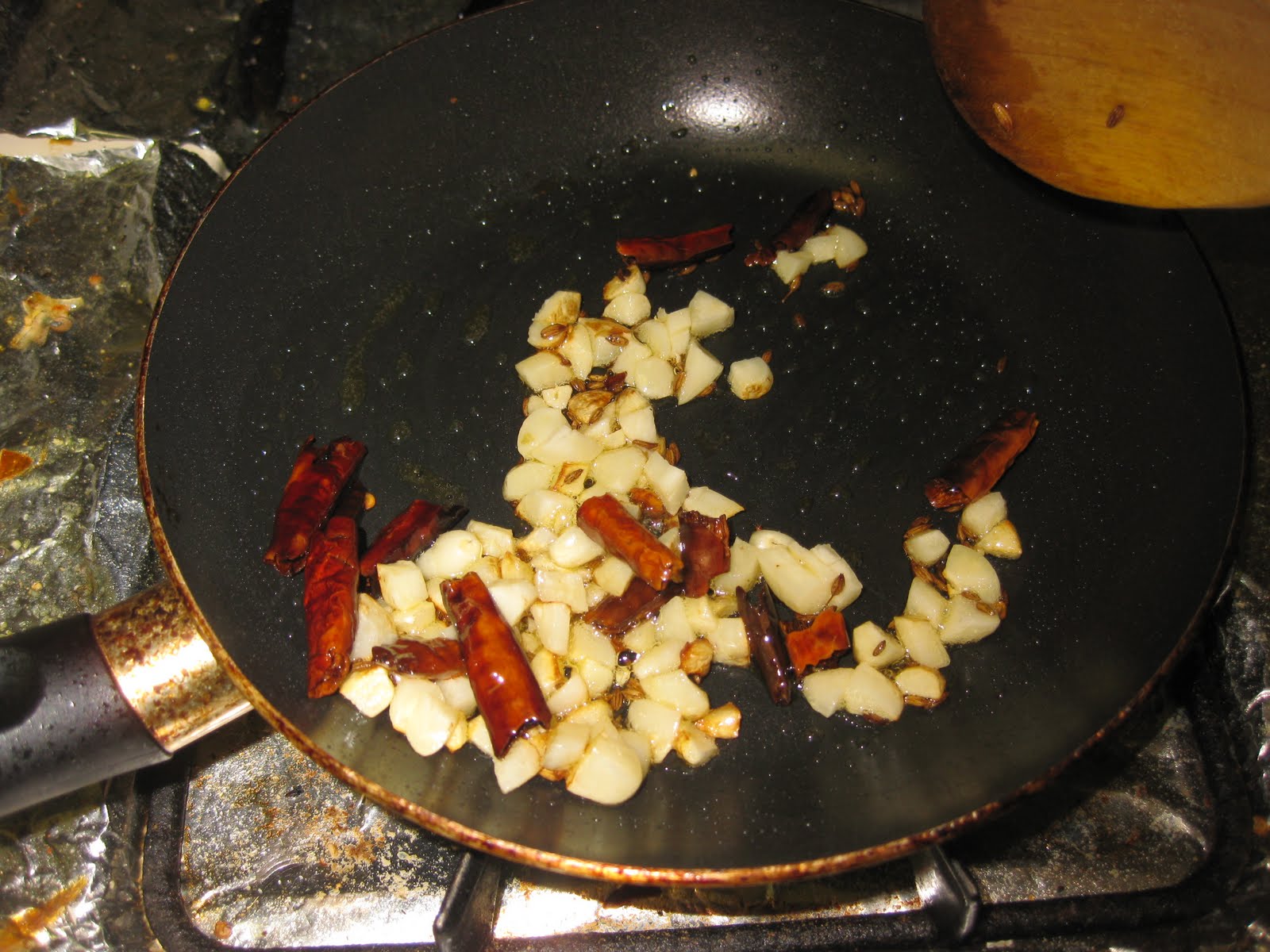 Divya's Recipes: Beerakaya Tokku Podi (Ridge gourd Skin Fry)