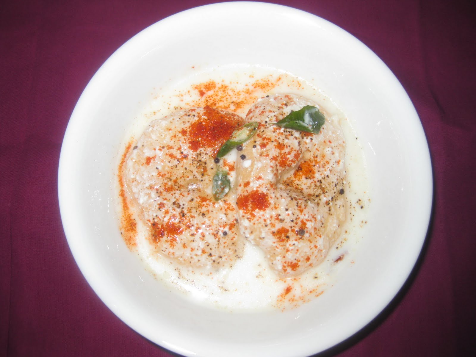 Divya's Recipes: Perugu Garelu(Dahi Vada)
