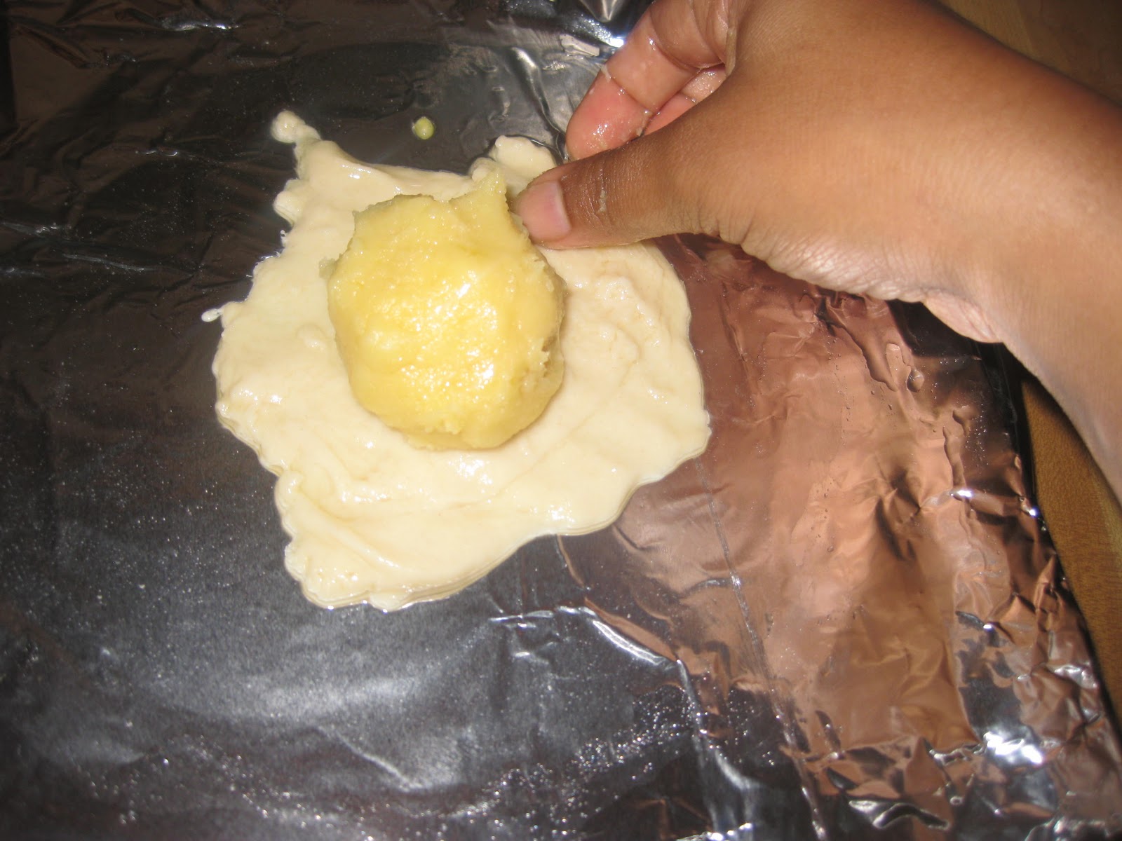 Divya's Recipes: Bobbatlu / Bhakshalu / Obbatu / Puran Poli