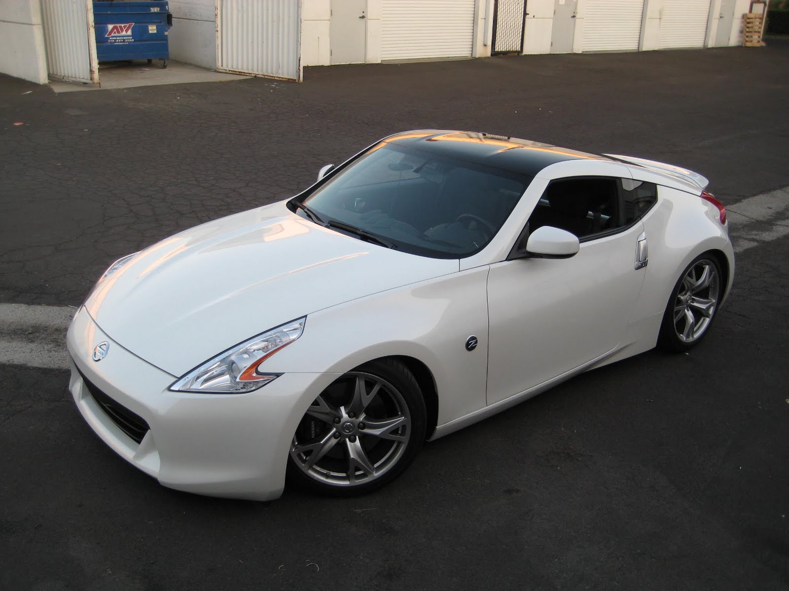 Elite Auto Films: 370z Vinyl Roof Wrap