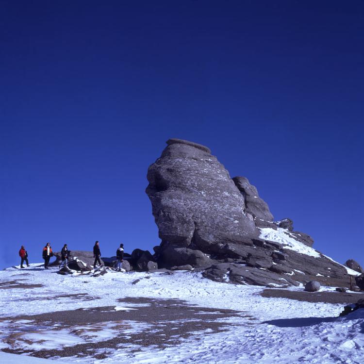alomuntele: Trasee Turistice- Muntii Bucegi