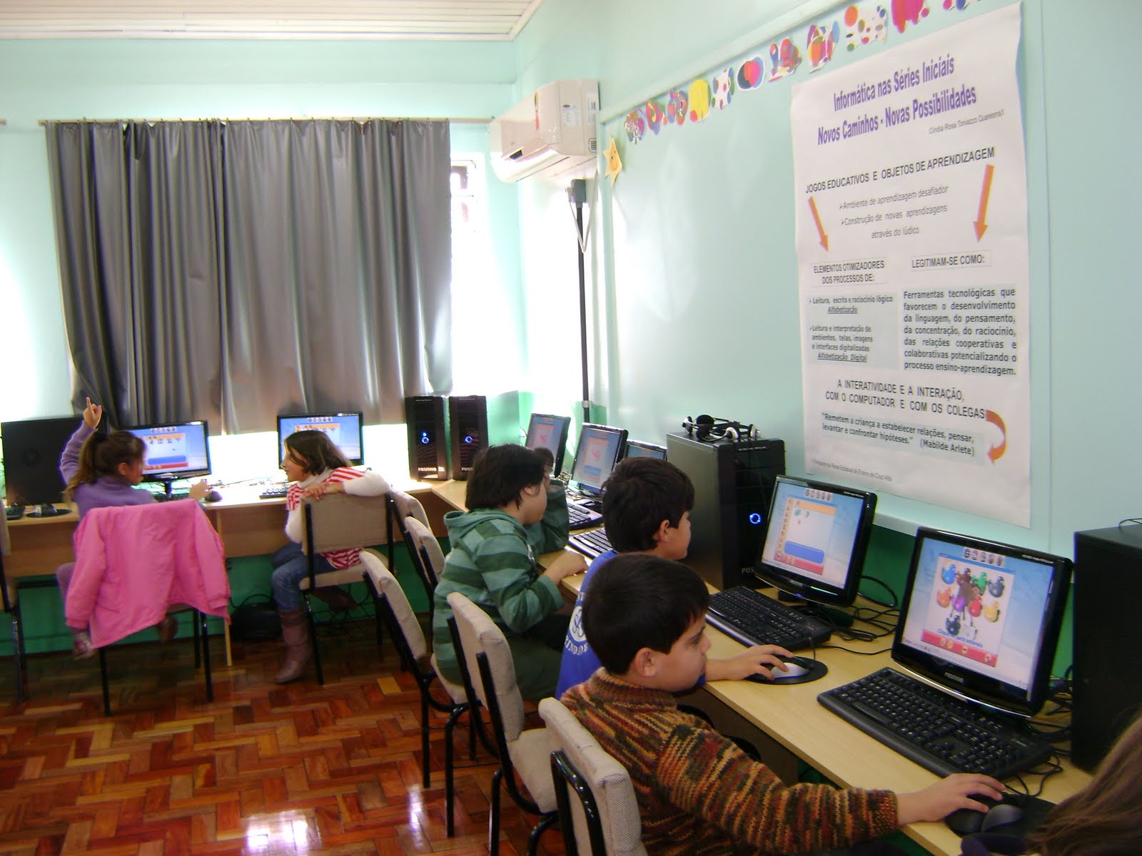 Escola Margarida Pardelhas: Sala Digital