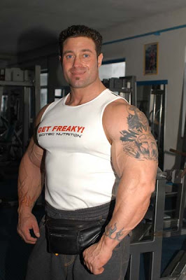 LA PERFECTION FAITE HOMME: EDDIE MOYZAN 06/06