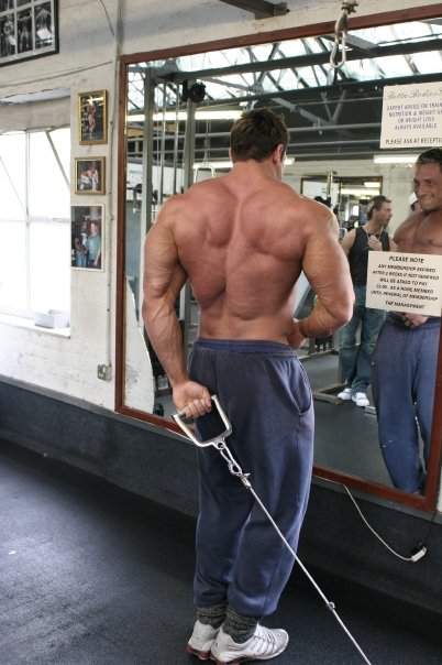 LA PERFECTION FAITE HOMME: JORDAN PEARSON 02/03