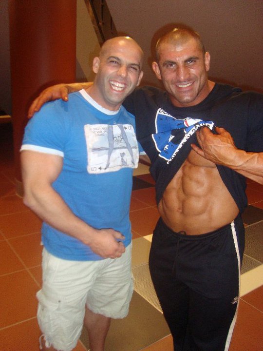 LA PERFECTION FAITE HOMME: IVAN SADEK 02/03