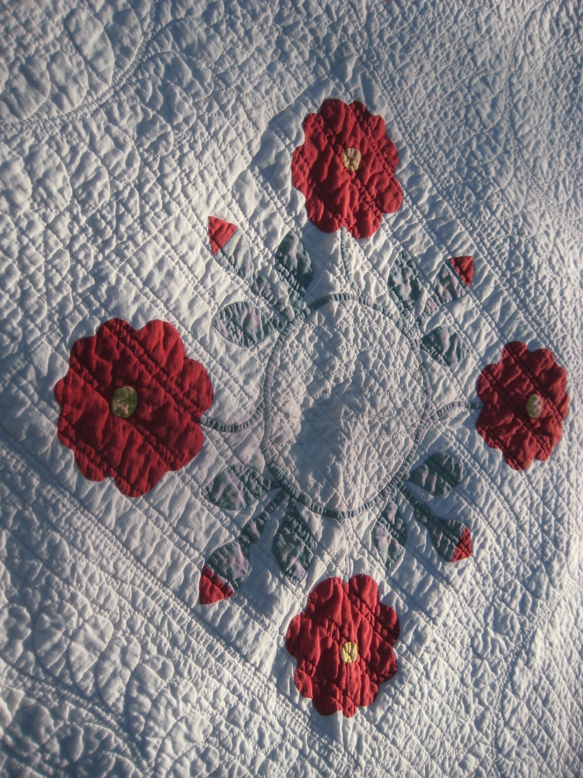 Boutis Florida Suncoast - Heather: Antique Applique and Thimbles