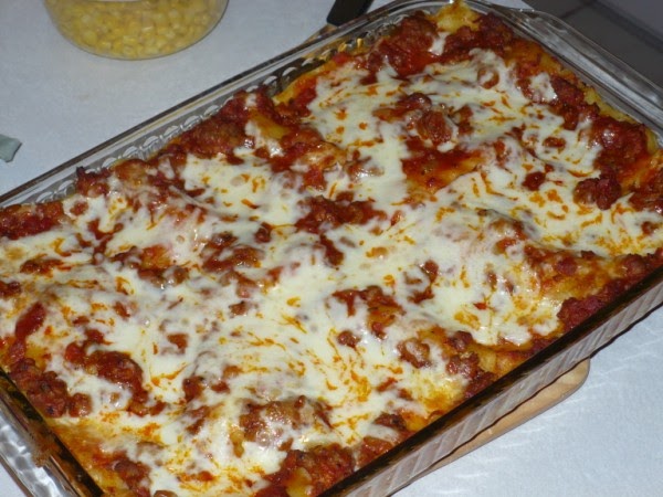 The Tall Girl Cooks: Lasagna
