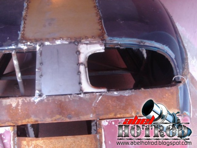 ABEL HOT ROD: Split Window