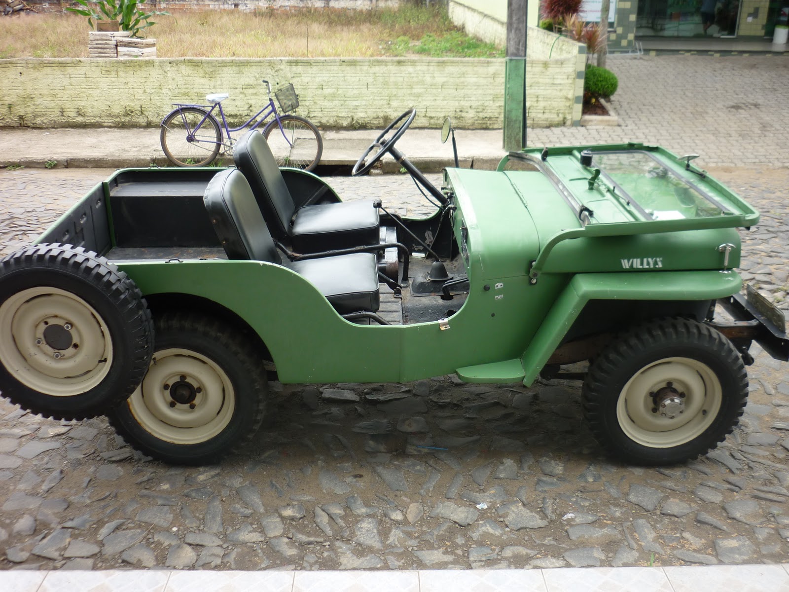 Jeeps e Carros Antigos: Veículos Antigos à Venda