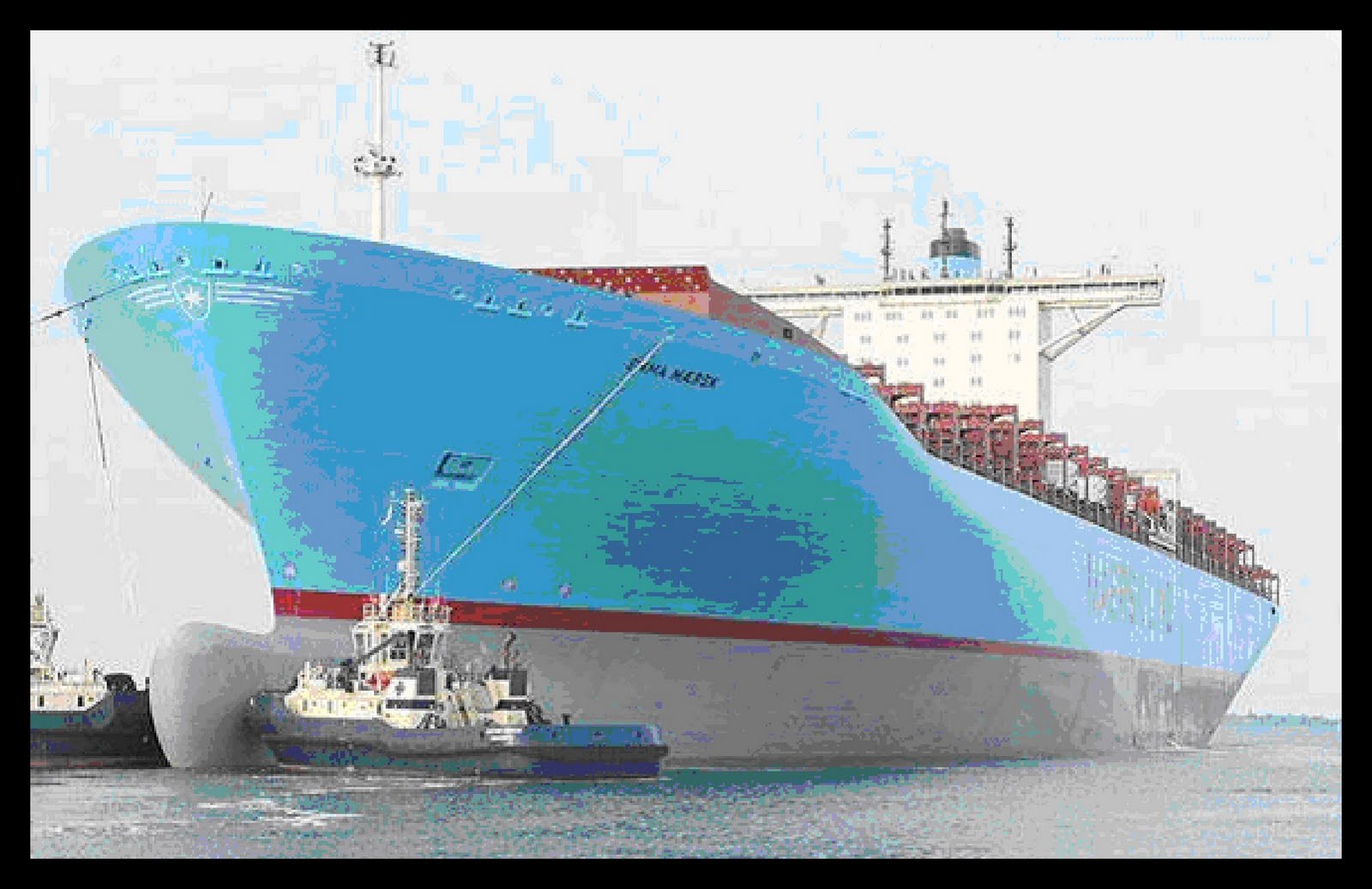 www.bitsandpeaces.com: The Emma Maersk