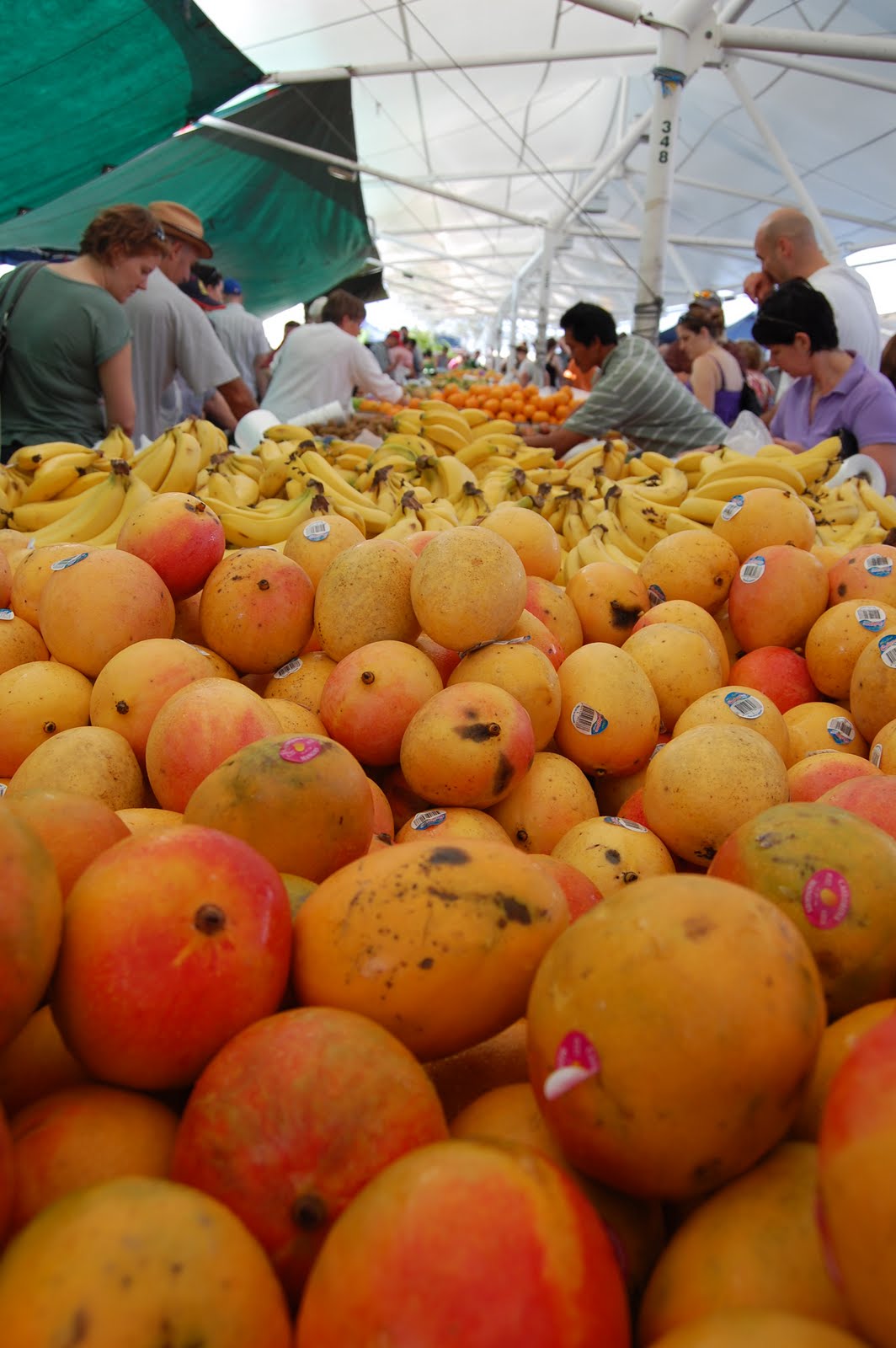Brisbane Daily Photo : Juicy Mangoes at Rocklea Markets