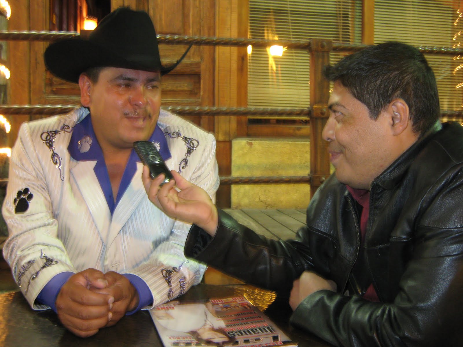 PORTAFOLIO DE VIDAL SANTOS: VIDAL SANTOS Y EL TIGRILLO PALMA