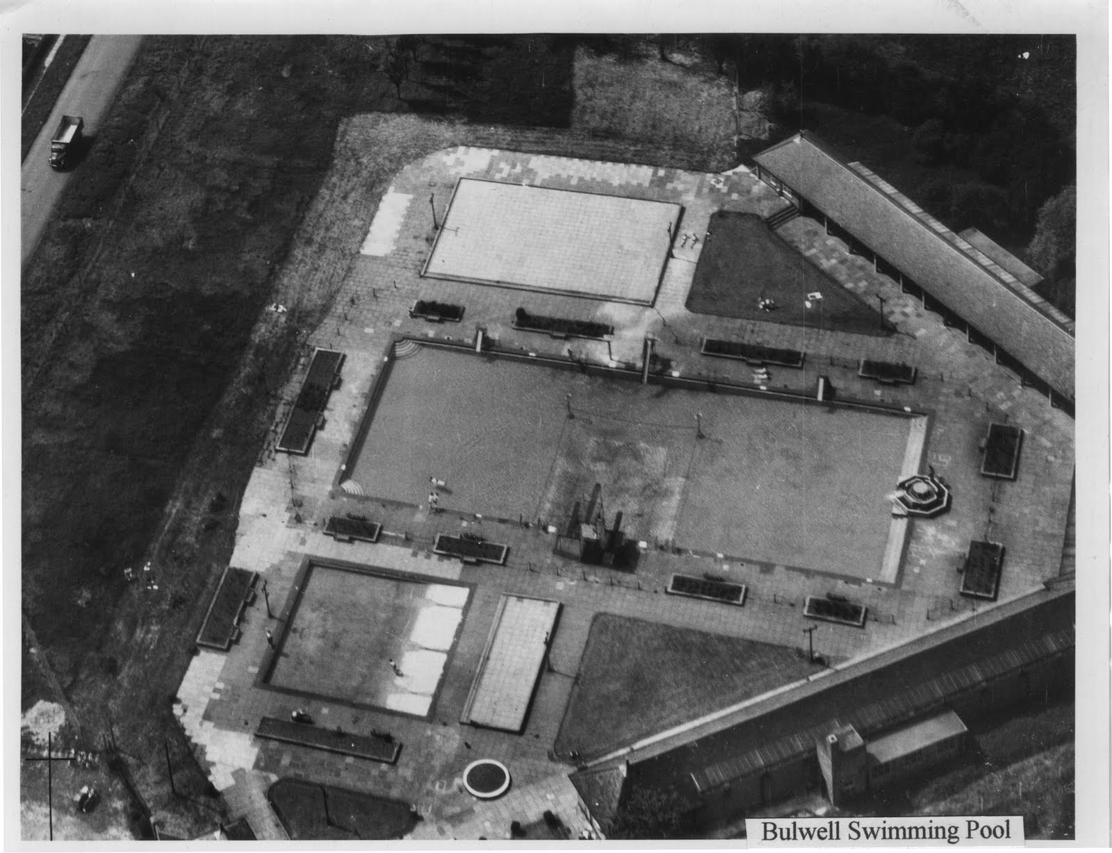 This Is Hucknall: Archive Photo : Bulwell Lido