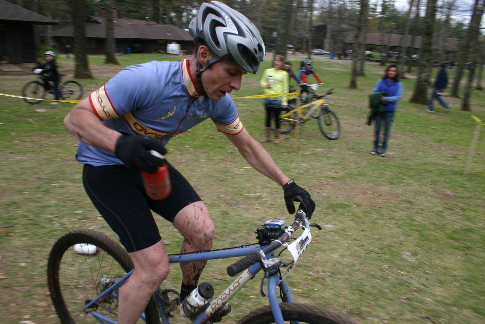 Cyclesnack: Root 66 - Winding Trails: Charlie Beal Feedzone Action