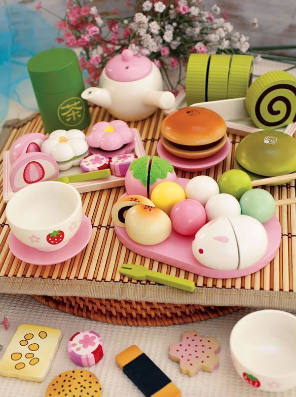 Naomi's Treasures: MOTHER GARDEN JAPANESE TEA SET