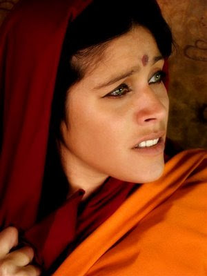 Chicas de la india, Indus