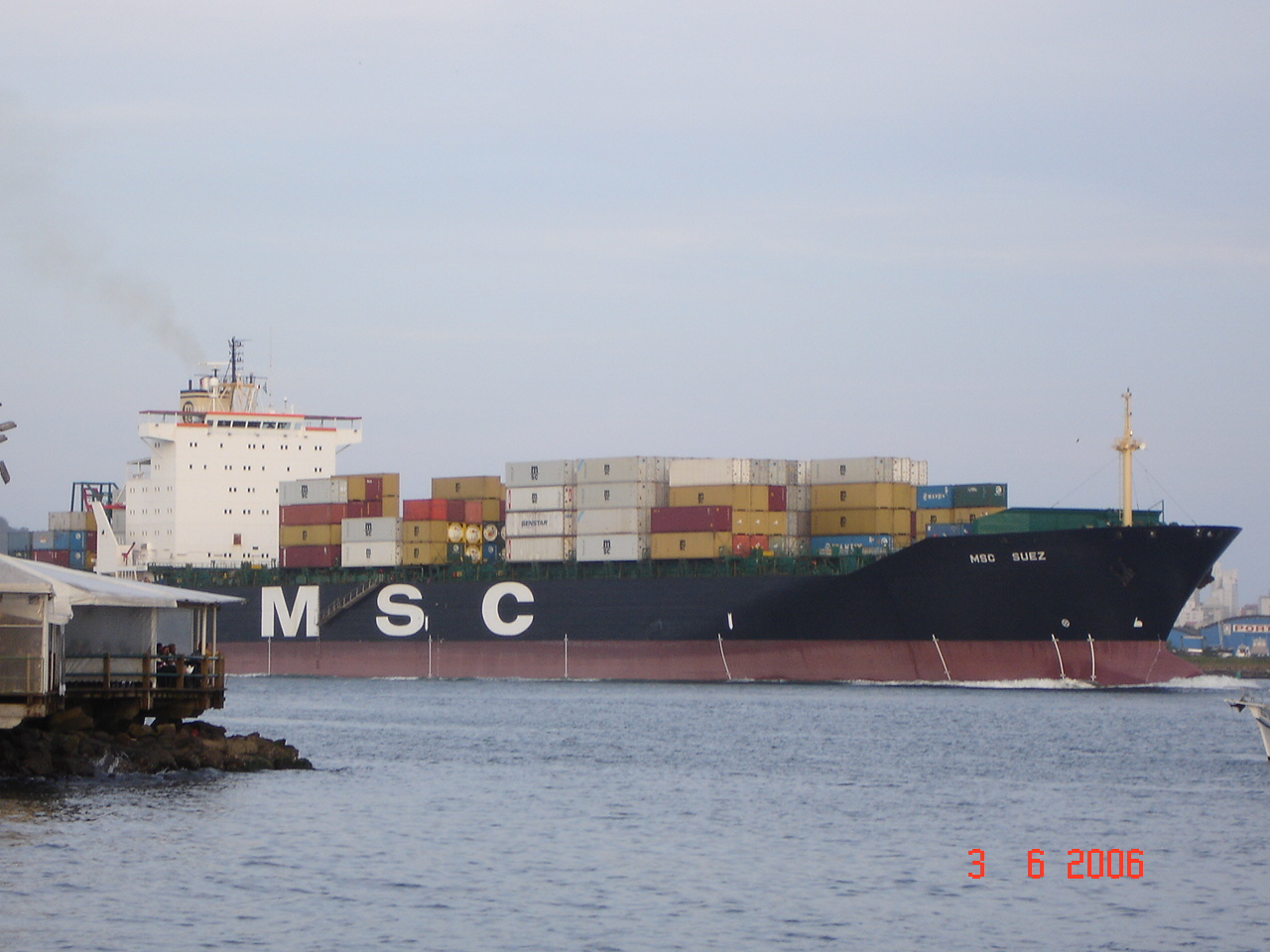 Navios em Santos: MSC Suez