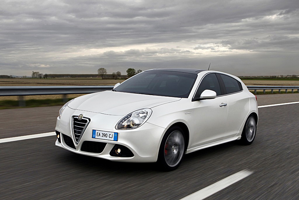 Car Wallpapers Gallery: 2011 Alfa Romeo Giulietta