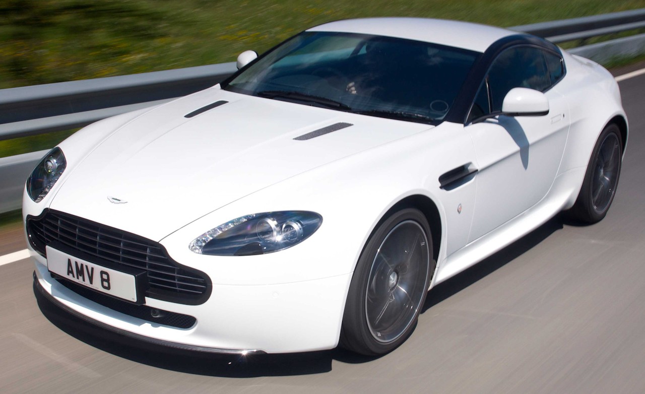 2011 Aston Martin V8 Vantage N420 Unveiled - INSURANCE BODY PAINT