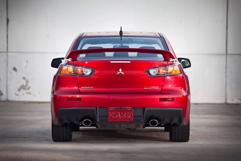 Luxury Autos: 2010 Mitsubishi Lancer Evolution GSR Sport Cars