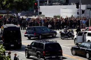 world hot news today: Michael Jackson funeral procession in Los Angeles ...