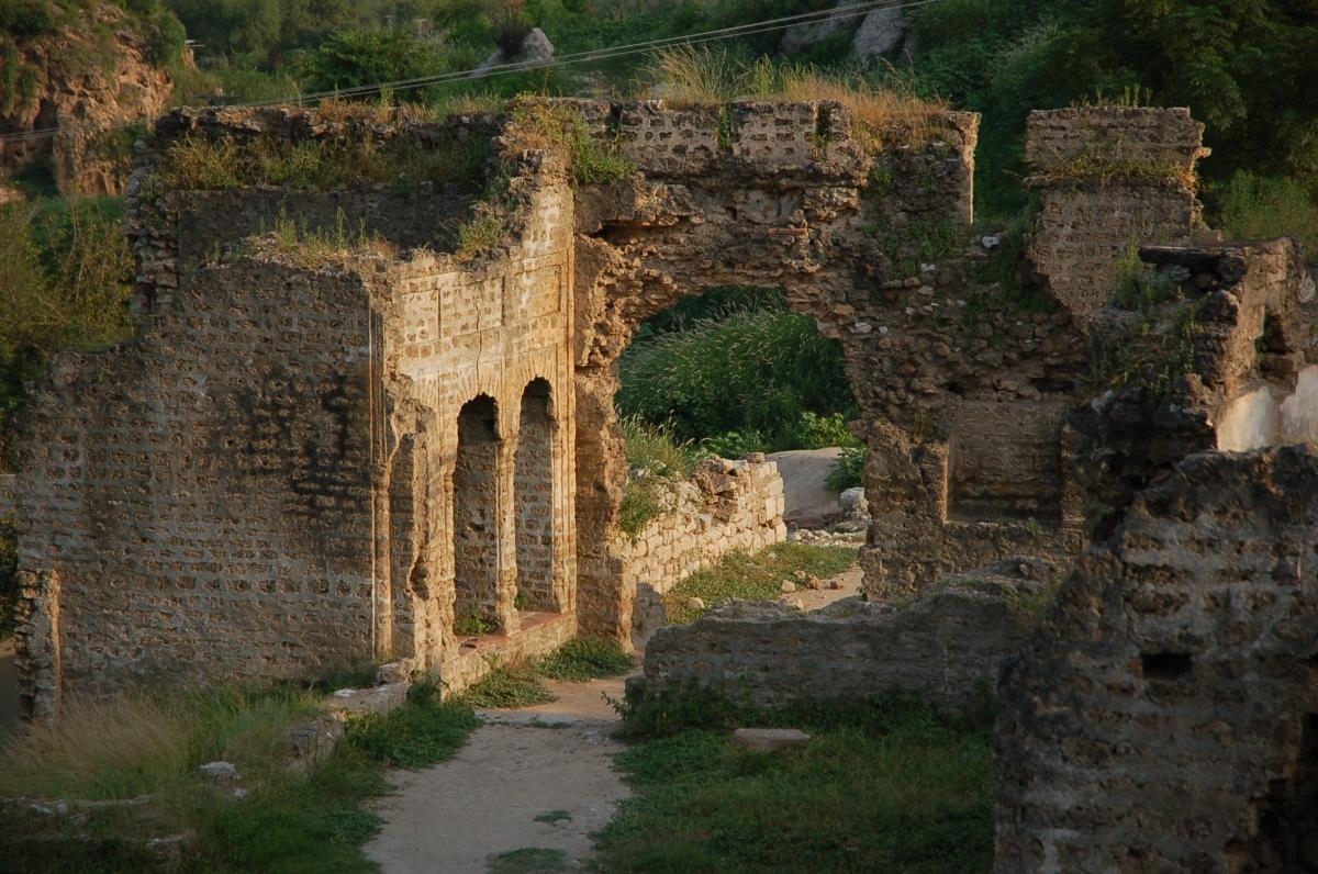 HEAVENLY BEAUTY PAKISTAN: KATAS RAJ TEMPLES CHAKWAL,PUNJAB,PAKISTAN
