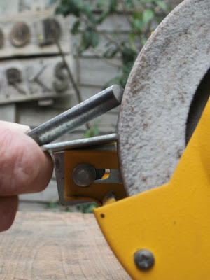 A Bodger's Blog: Sharpening Spindle Gouges