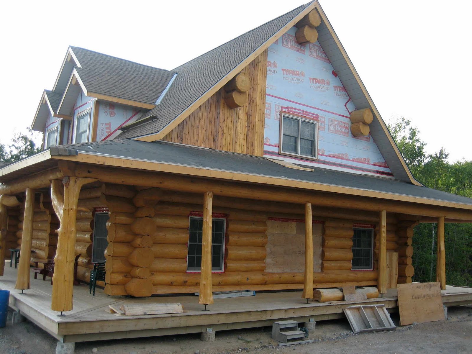 Log House Progress - Angara at Blind River: Gable ends