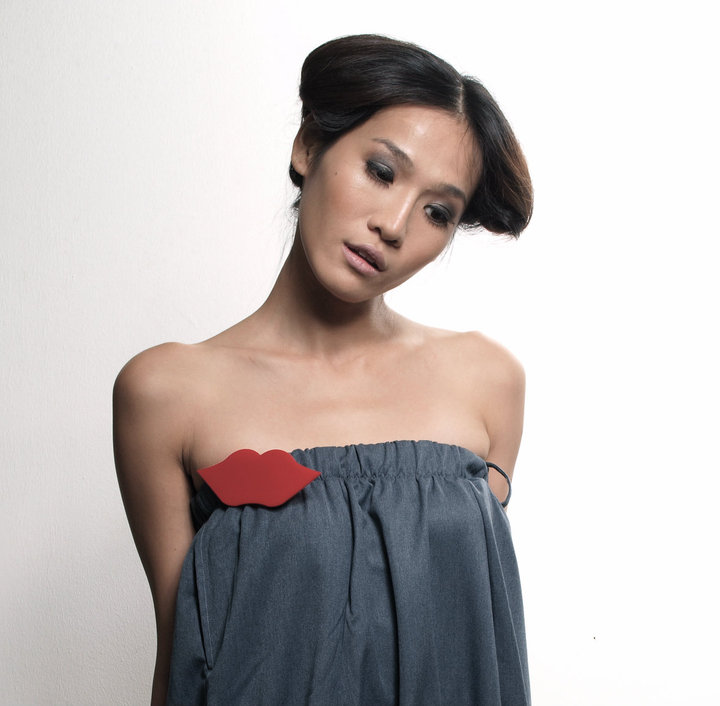 Publicity for Success: Model Actress Wendy Toh reveals new photos of ...