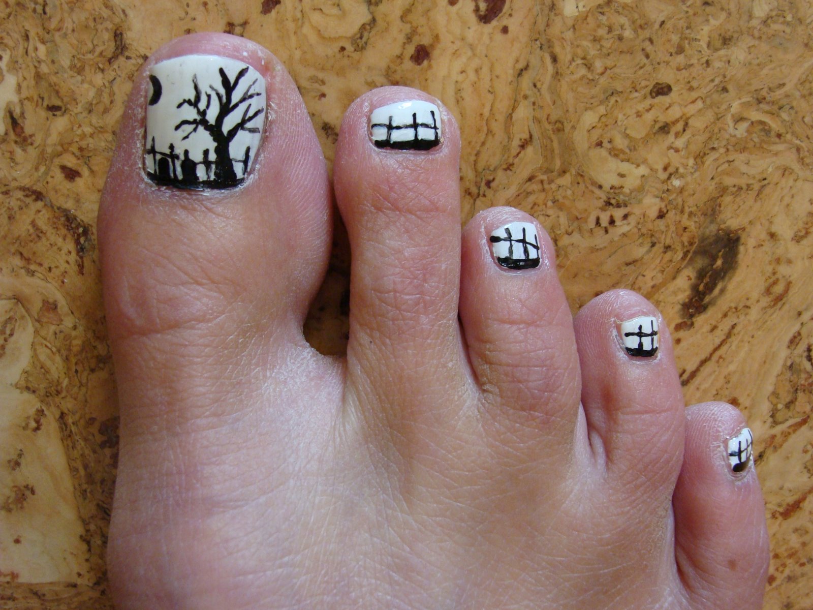 ToeTats: HalLoWeEn Toes
